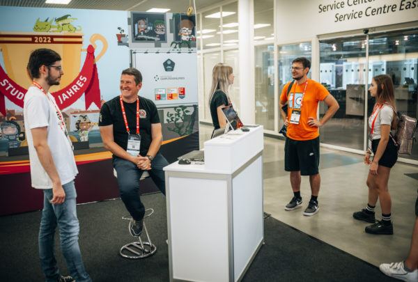 Home - devcom Developer Conference